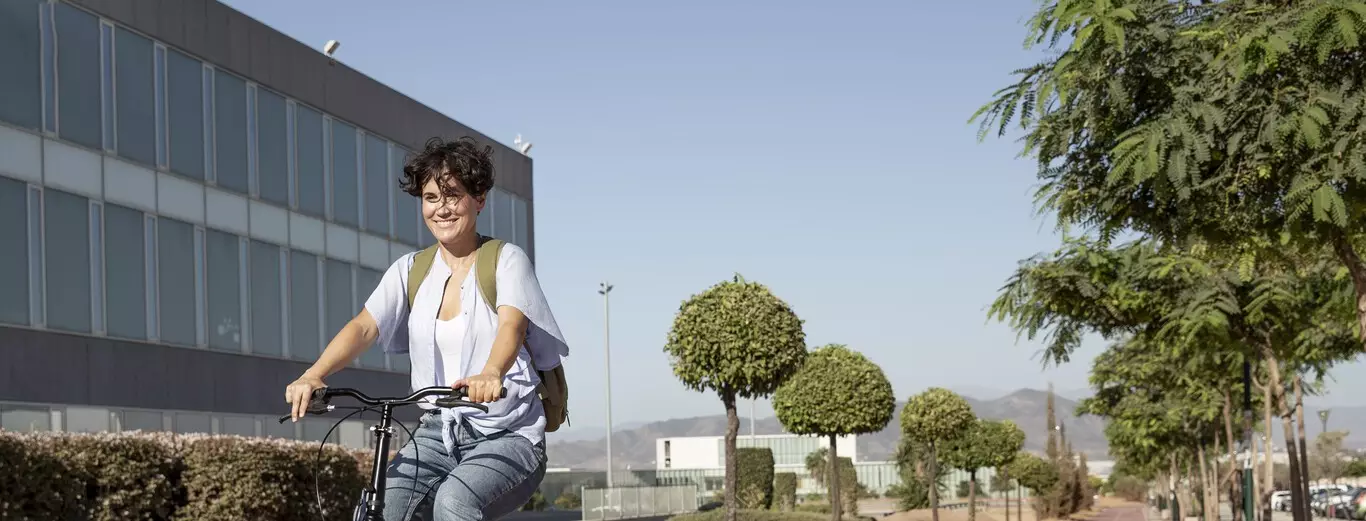 A bicicleta dobrável que varre o Lidl é perfeita para dar movimento ao seu dia e custa metade do preço