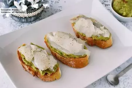 650 1000 Božični toast Avokado Trska