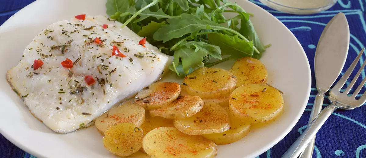 Cod with microwave steamed potatoes. Healthy recipe