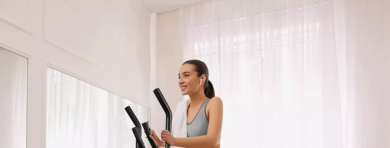 Gridinlux Trainer 1500 ، ئېللىپىس شەكىللىك ۋېلىسپىت سىزنىڭ تۇرالغۇڭىزدىكى 200 مۇسكۇلغا يۆتكىلىدۇ.