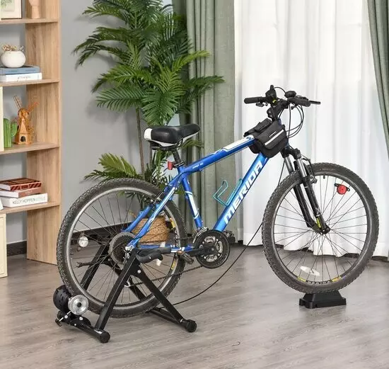 Pangani masewera olimbitsa thupi ndi njinga yanu kunyumba ndi Homcom cycle trainer roller ndalama zosakwana 70 euros