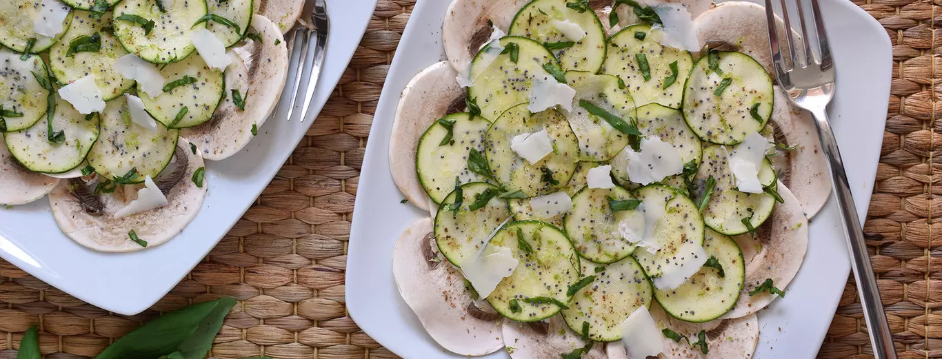 Carpaccio tina suung jeung zucchini marinated: resep cageur