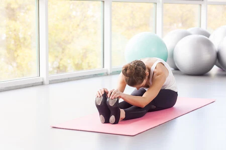 yoga-menstrualna-bol