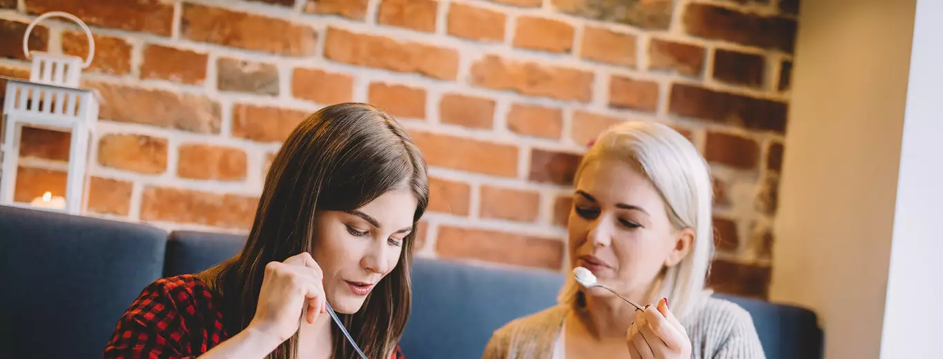 שלוש, חמש, יותר? או פחות?: התשובה הסופית לכמה פעמים לאכול ביום