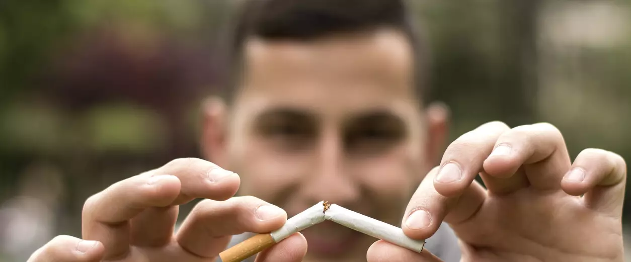 این دلیل اصلی عدم ابتلای بسیاری از افراد سیگاری به سرطان ریه است