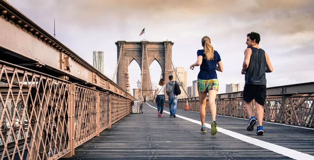 Pratique correr com segurança também no asfalto: sete dicas para correr com segurança e eficiência nesta superfície