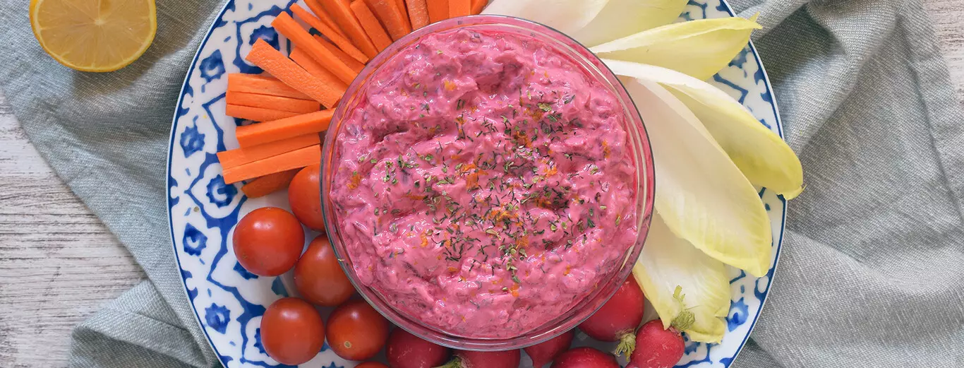 Beetroot tzatziki. Healthy, easy, simple and delicious cooking recipe