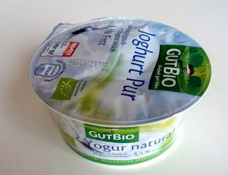 Jogurt i thjeshtë