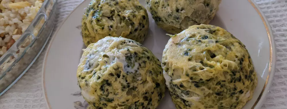 Broccoli microwave muffins. Healthy low carb recipe