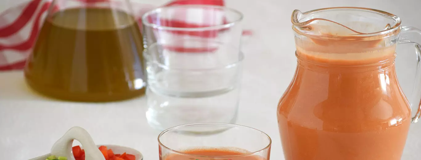 Gazpacho er den essentielle sommerret: disse er alle de næringsstoffer og vitaminer, den giver os og dens fordele