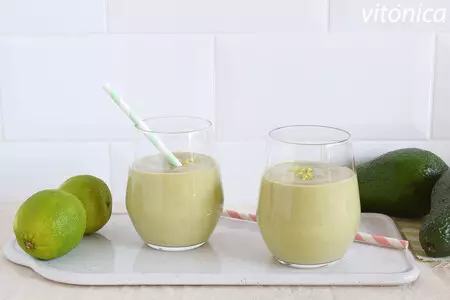 smoothie αβοκάντο