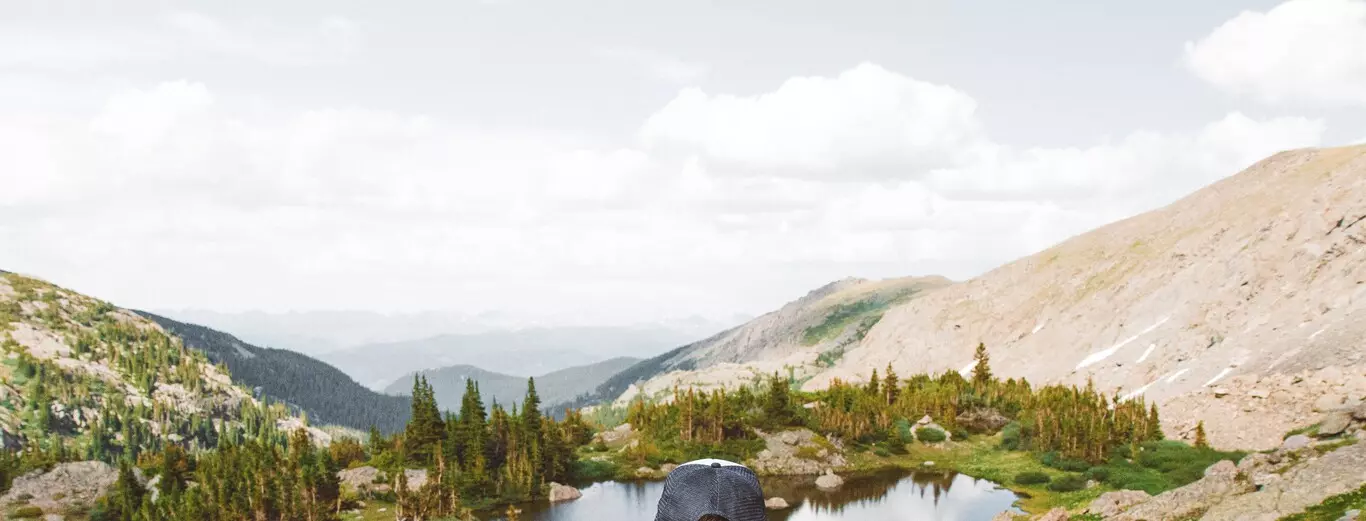 A mochila perfeita para as suas aventuras ao ar livre neste verão é a The North Face no El Corte Inglés com descontos