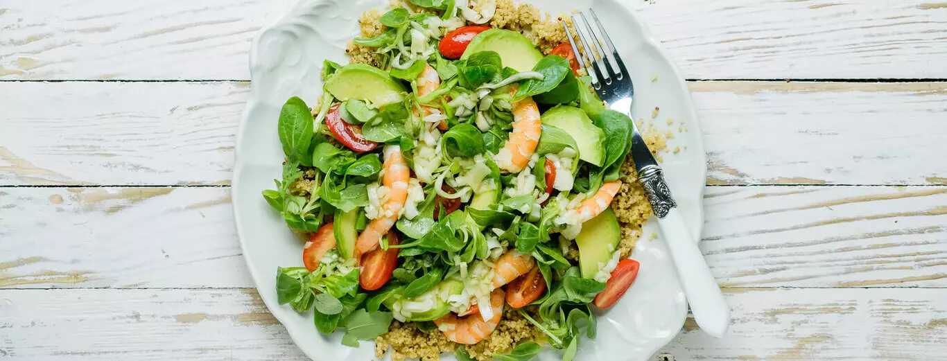 23 Rezepter fir Quinoa an Ärer Ernährung op déi lecker Manéier ze enthalen a genéisst et