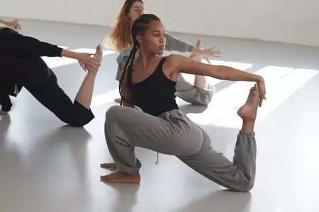 Ngoma ya Oysho-Yoga