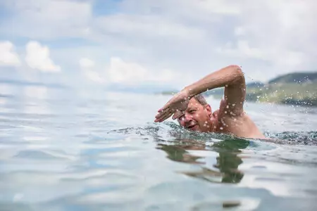 Nuoto per anziani