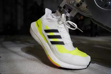 adidas-ultraboost-2021