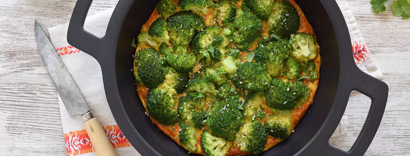 Bagt broccoli omelet. Sund, nem og enkel madlavningsopskrift