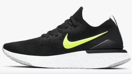 Nike-apic-react-flyknit-2