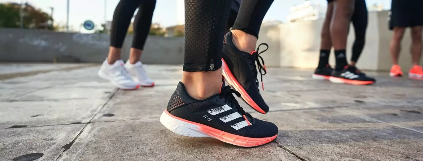 Adidas kondigt de lancering aan van de nieuwe Adidas SL20: de vliegschoenen voor populaire hardlopers