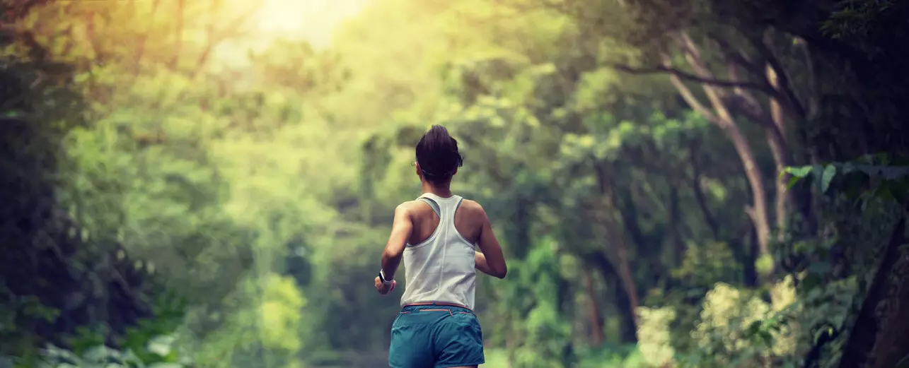 Runner's diarree: hokker runners it beynfloedet, wêrom it ferskynt en wat wy kinne dwaan om it te foarkommen