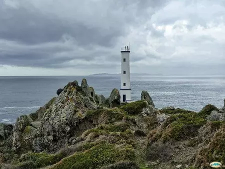 Cape Home Lighthouse 11