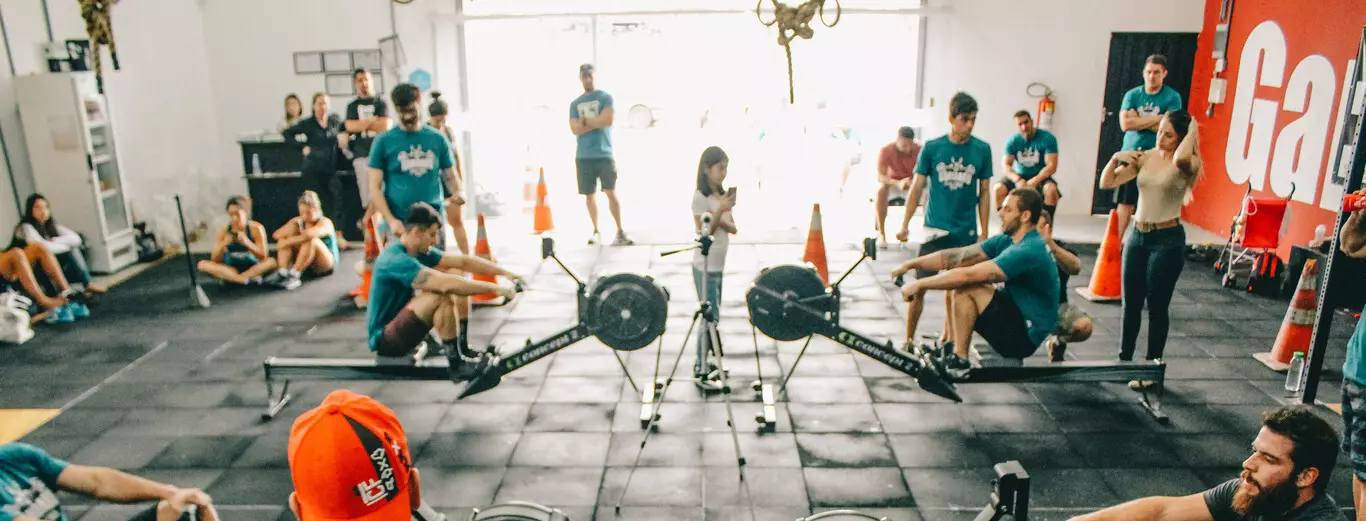 CrossFit klean en skuon foar jonges: hokker is better om te keapjen? Tips en oanbefellings