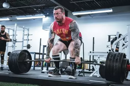 what-you-need-to-know-about-Powerlifting