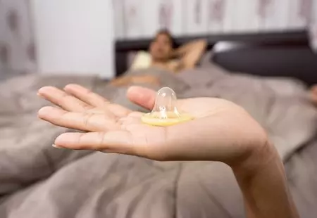 preservativo-condom-contraccettivo